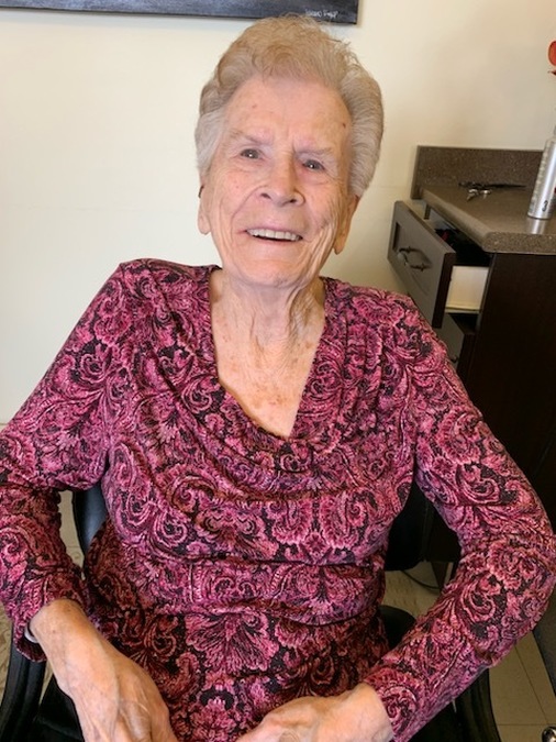 Leah Hunter Obituary - Prince Albert, SK | MacKenzie Funeral Chapel